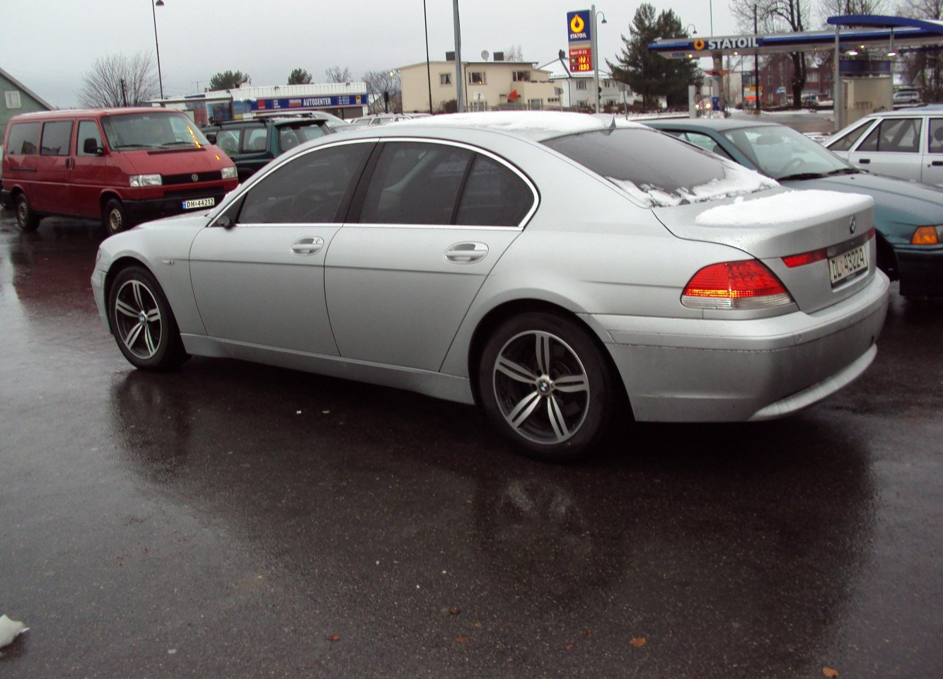 BMW 7 Series technical specifications and fuel economy